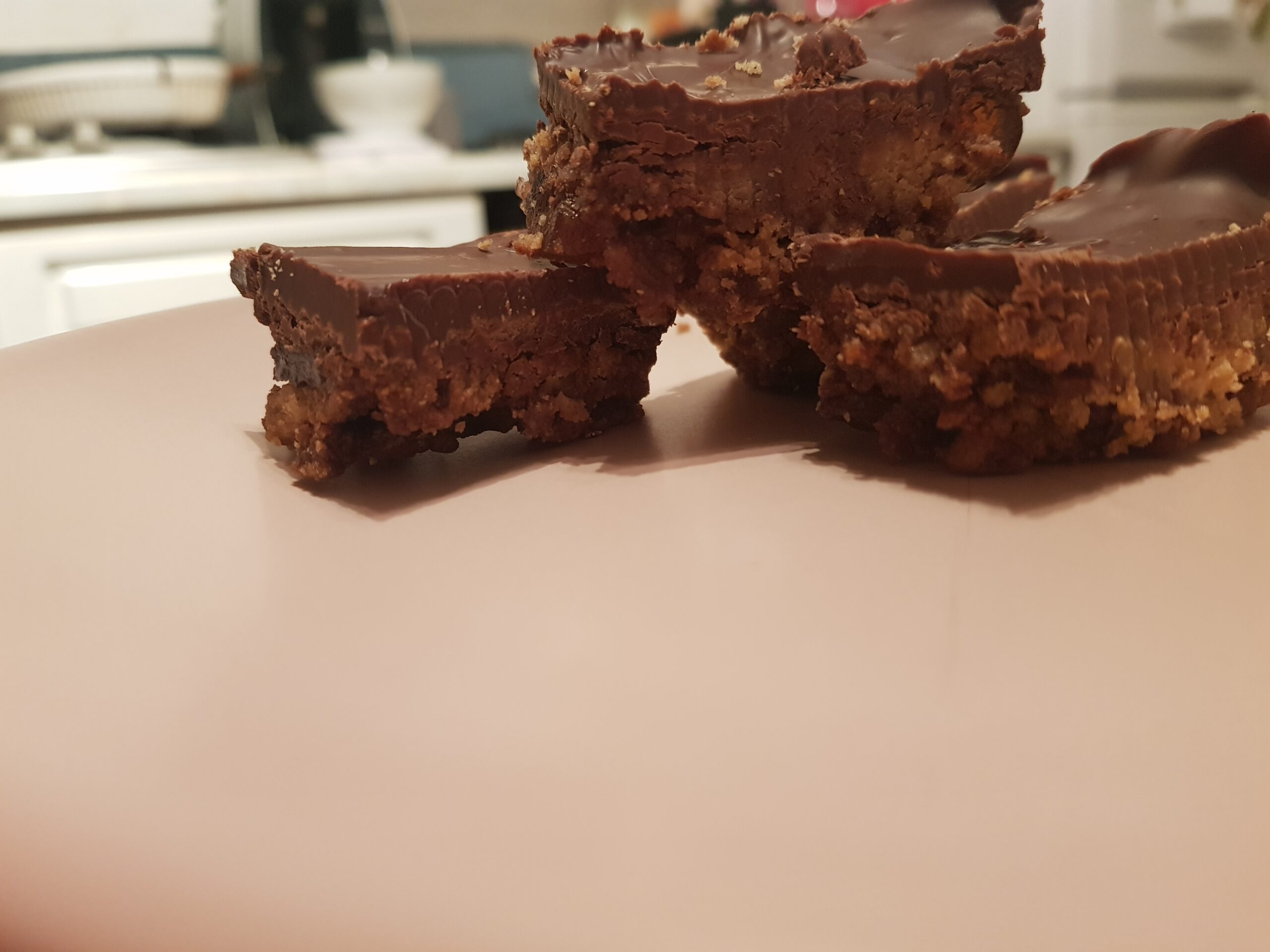 Chocolate fruit and biscuit bites – Kitchen Flavours